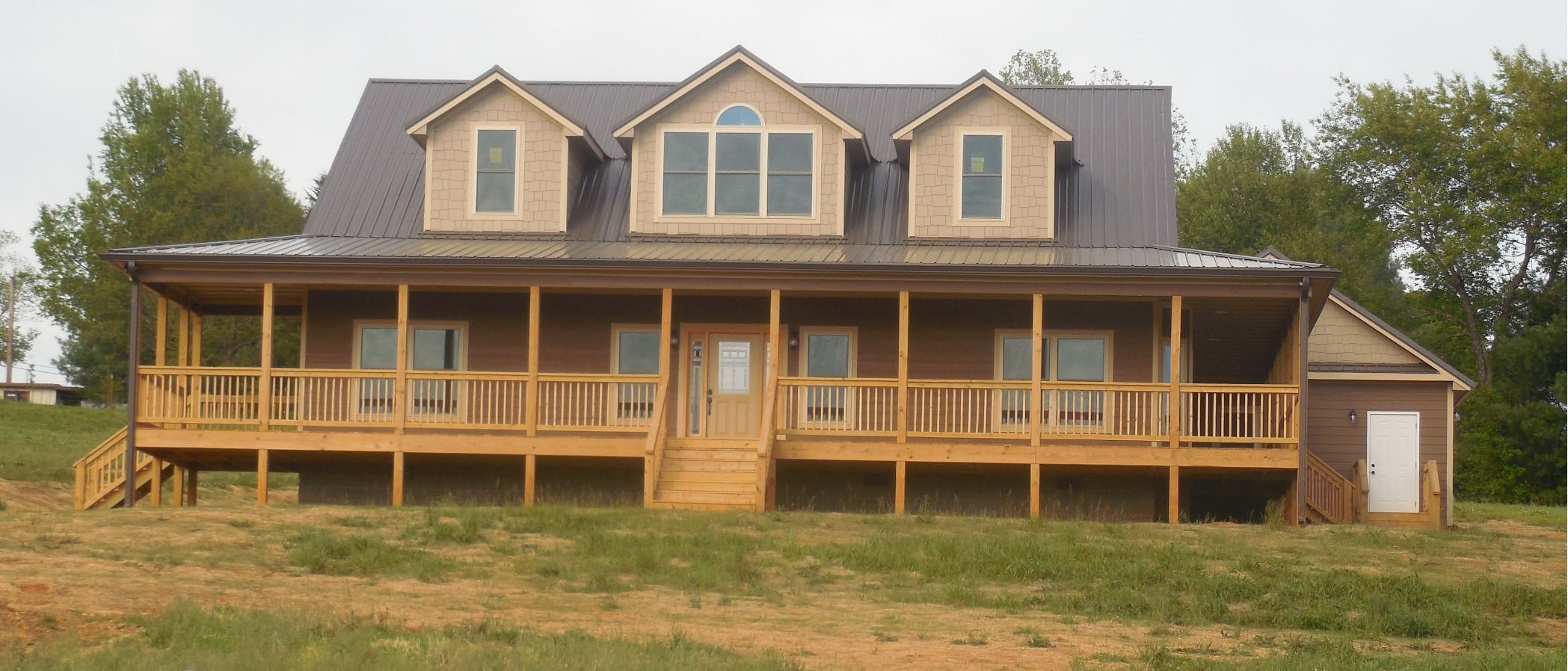 Customs Farm House & Barndominium – Edge Engineering